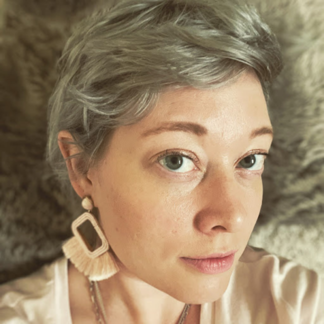Luto por Renée Nicole Macklin-Good, poeta asesinada por el ICE de ...